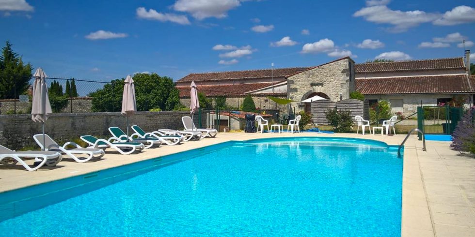 Domaine les Granges | Location village de vacances sportives, arts ...